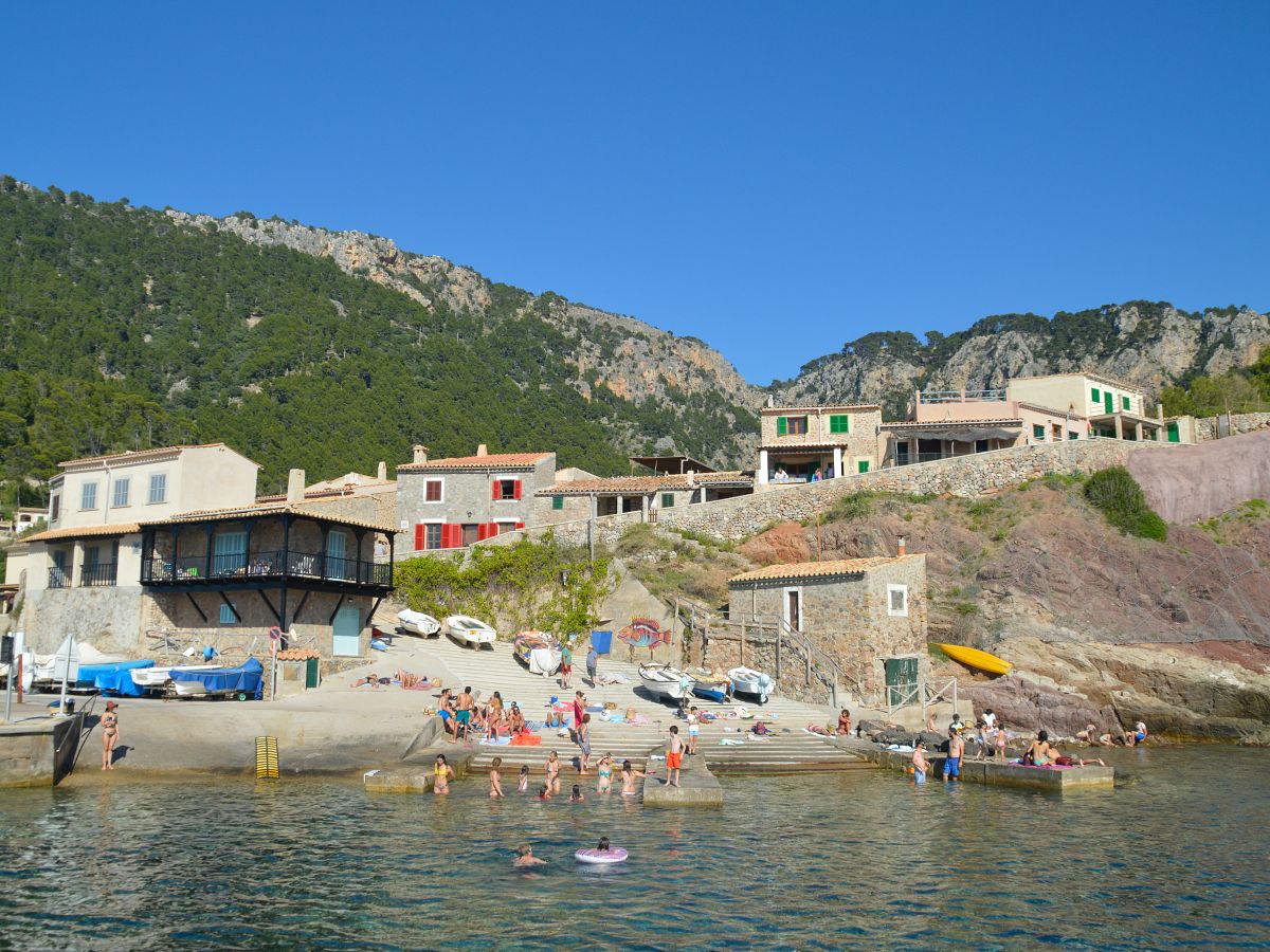 Playa del Port de Valldemossa - Turismo familiar Mallorca